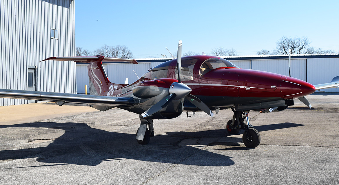 2022 Diamond DA62 N62DZ - Premier Aircraft