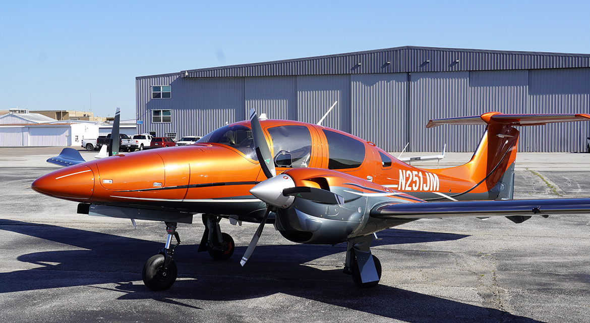 2022 Diamond DA62-N251JM - Premier Aircraft