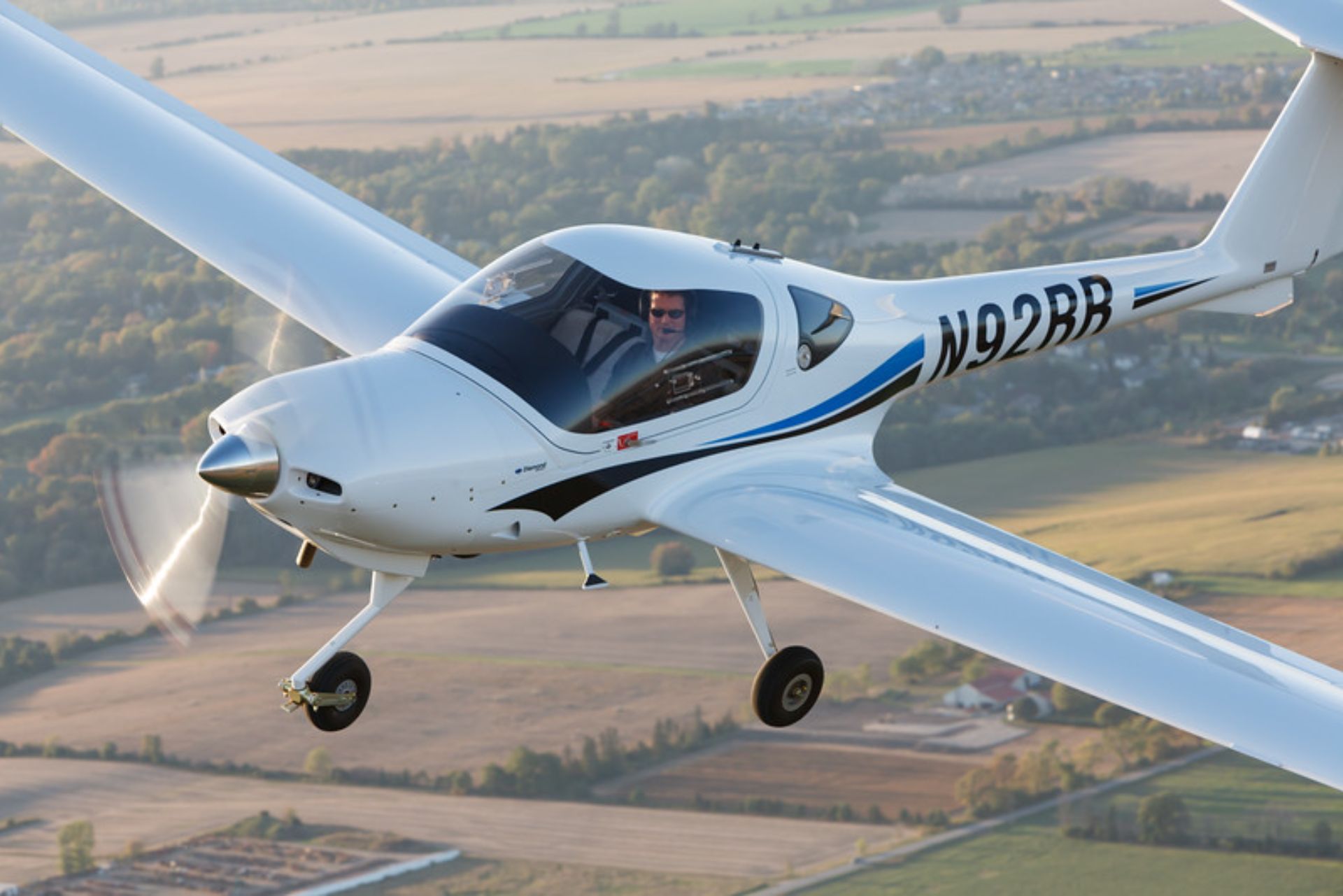 Top 5 Reasons Pilots Love Flying Diamond Aircraft | Premier Aircraft